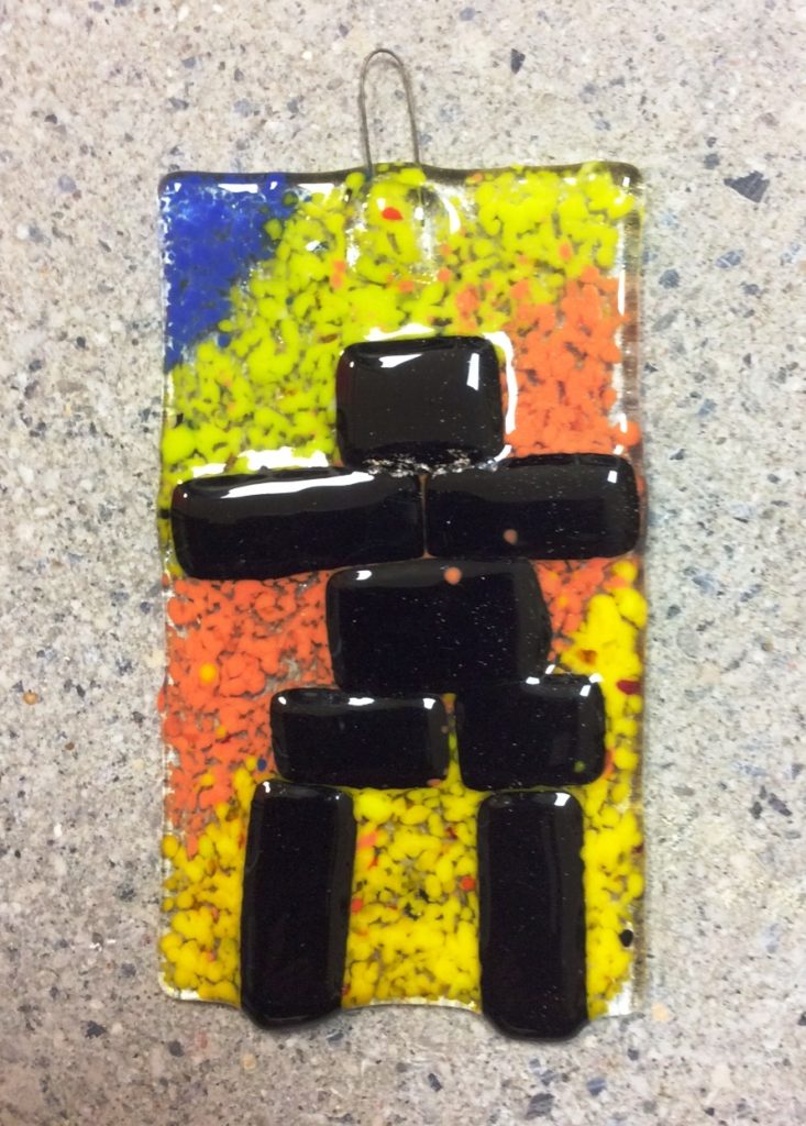 Glass inukshuk and northern lights - Clay for Kids